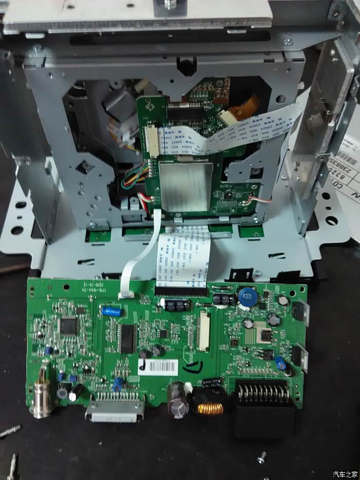 【图】宏光S DIY车载CD改装家用，加装AUX接口以及CD机箱！多图！_五菱宏光论坛_汽车之家论坛