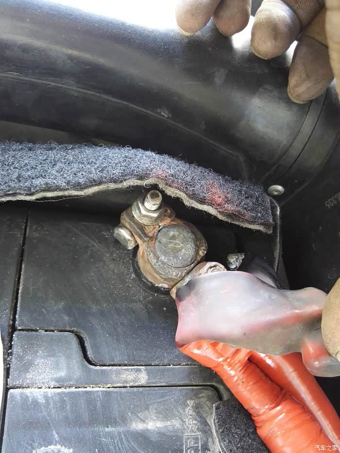 【图】电池接头铜锈处理_中华骏捷论坛_汽车之家论坛